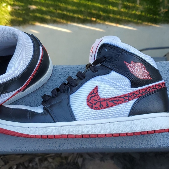Jordan | Shoes | Air Jordan Retro Red Cement | Poshmark